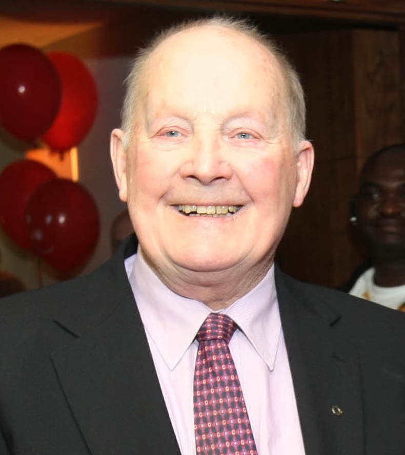 Tributes paid to former mayor Frank Prendergast