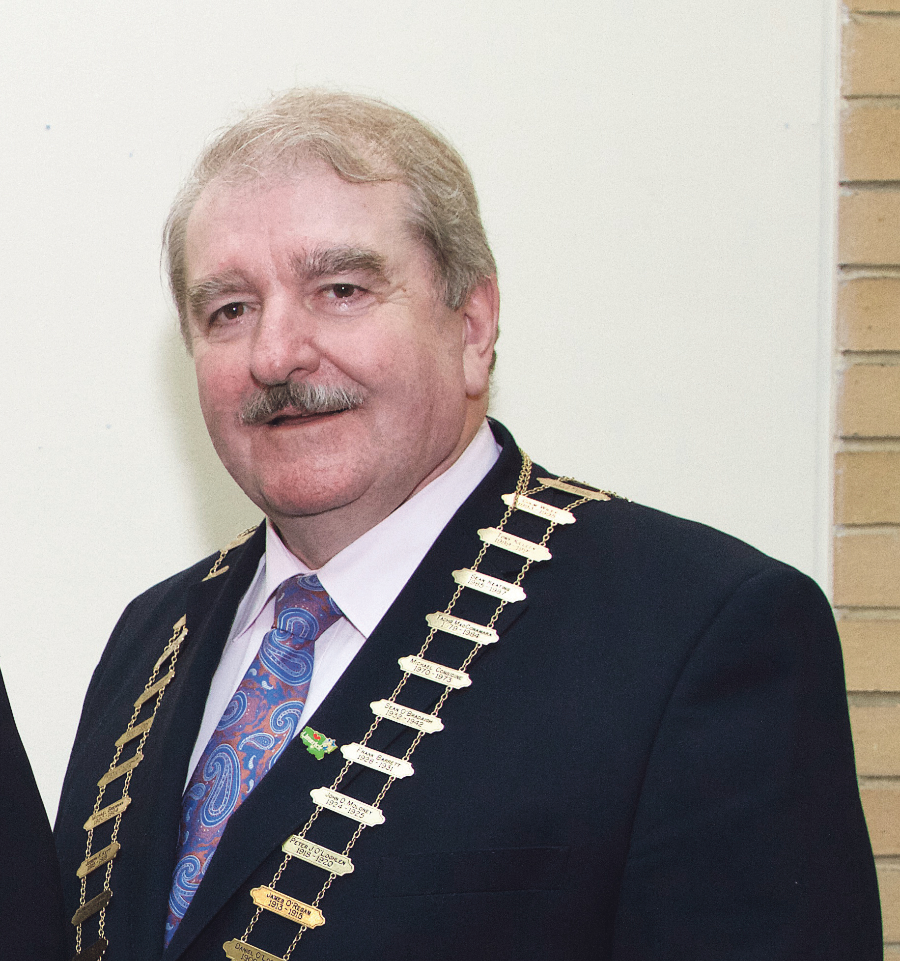 Councillors vote to end the two mayor tangle in Limerick