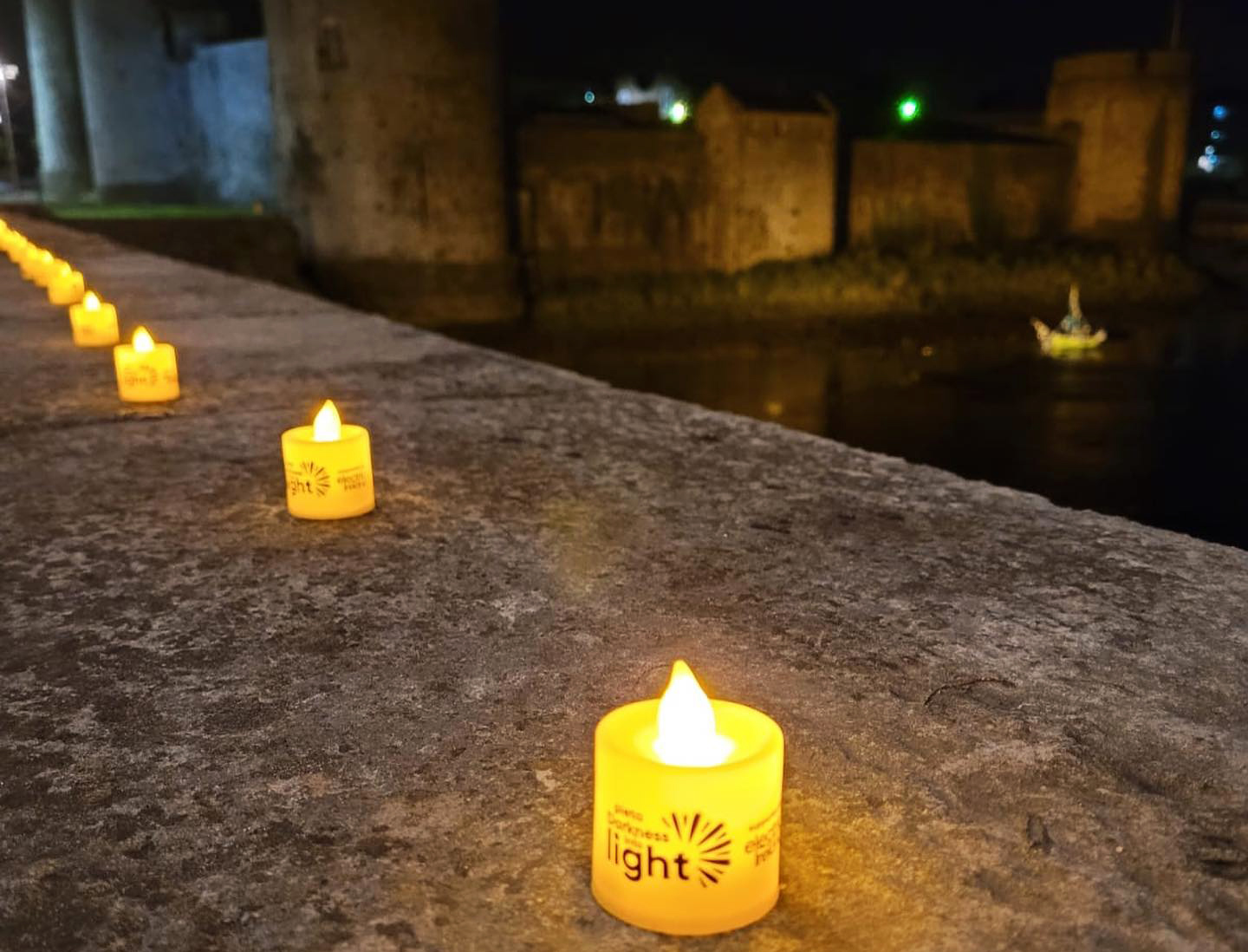 Limerick people to walk from darkness into light