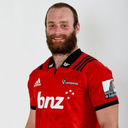 Oli Jager signs for Munster