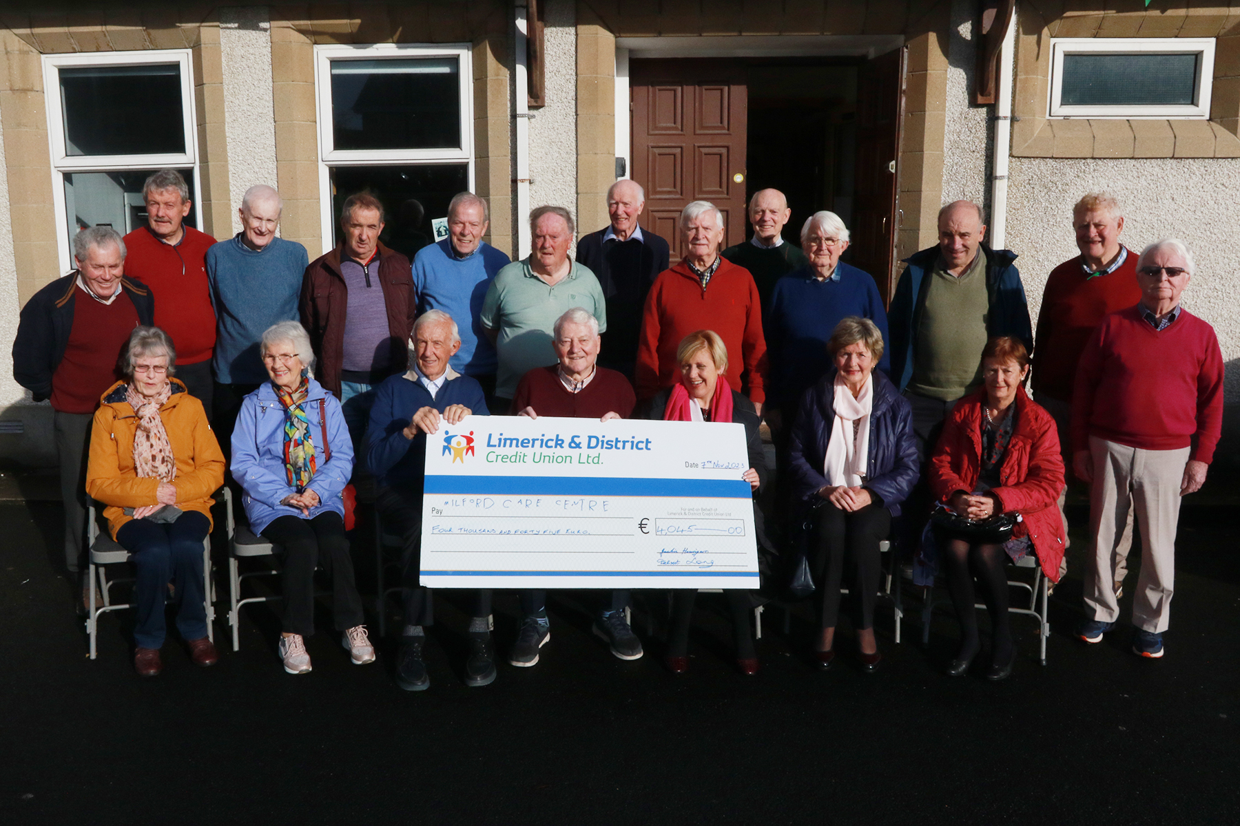 Caherdavin Men’s Shed host generous coffee morning for Milford