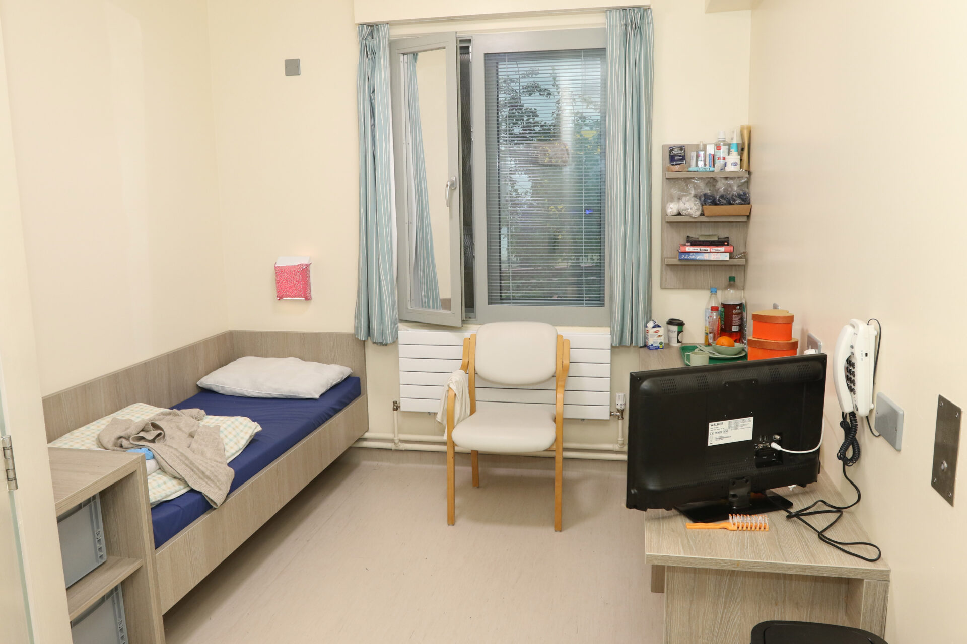 Inmates sleeping on camp beds due to overcrowding at state-of-the-art ...