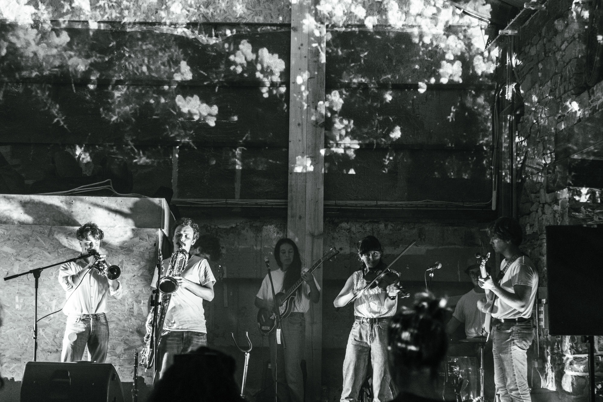 Prima Volta welcome nine-piece band Trá Pháidín