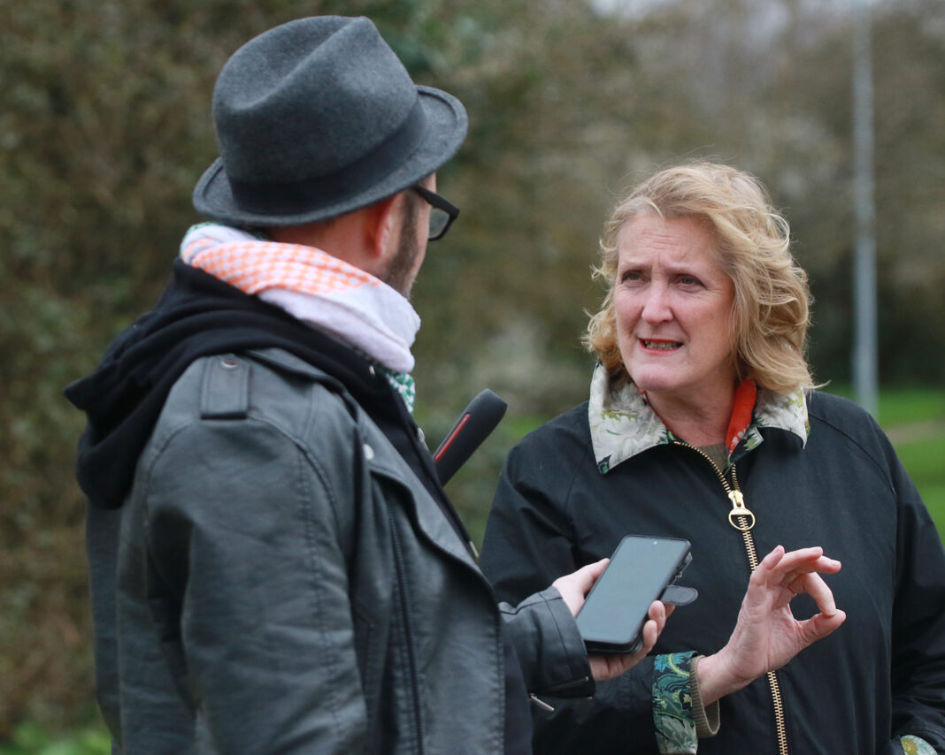 Helen rolls up the sleeves to polish Limerick's act