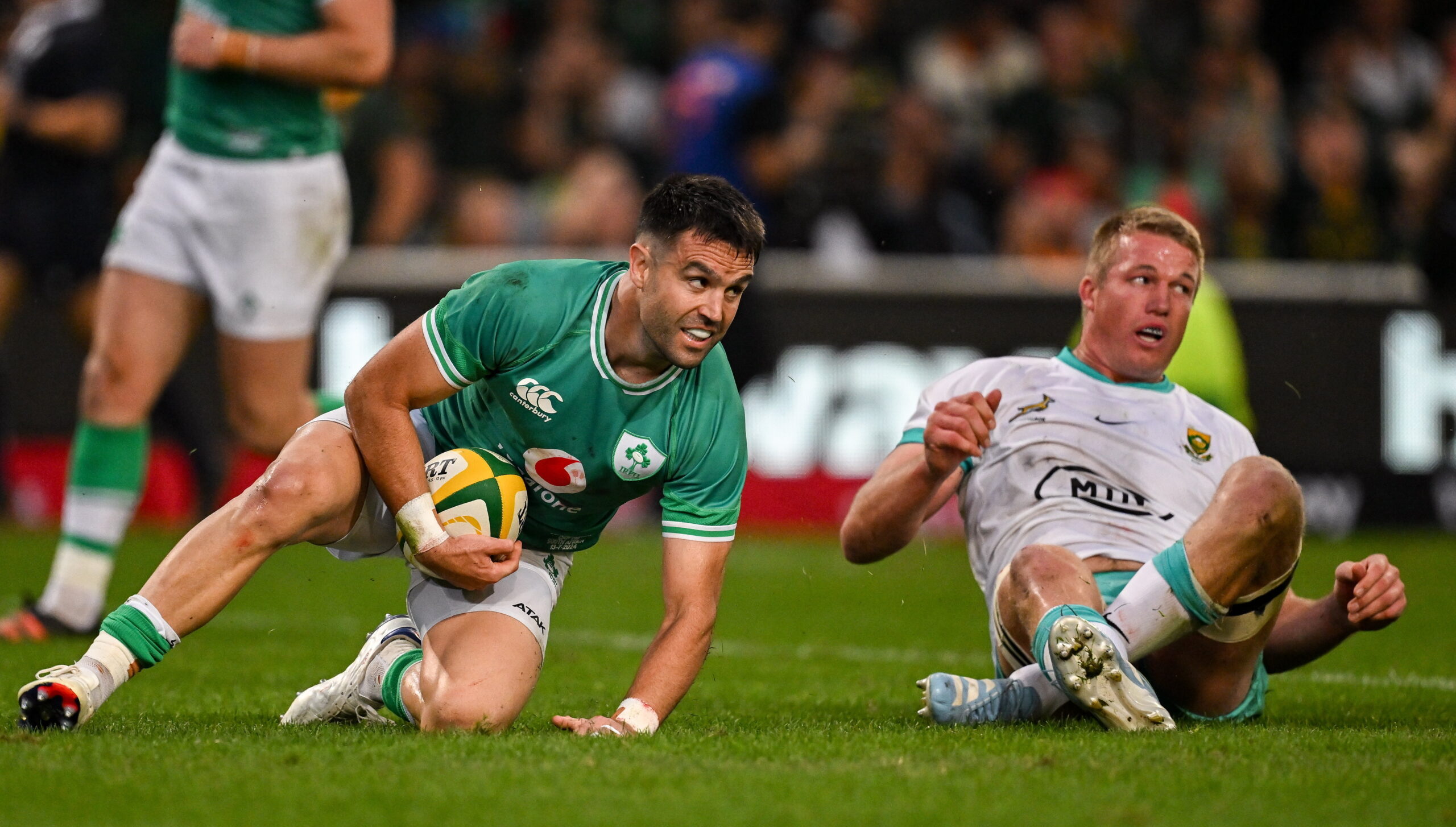Murray stars in famous win by Ireland