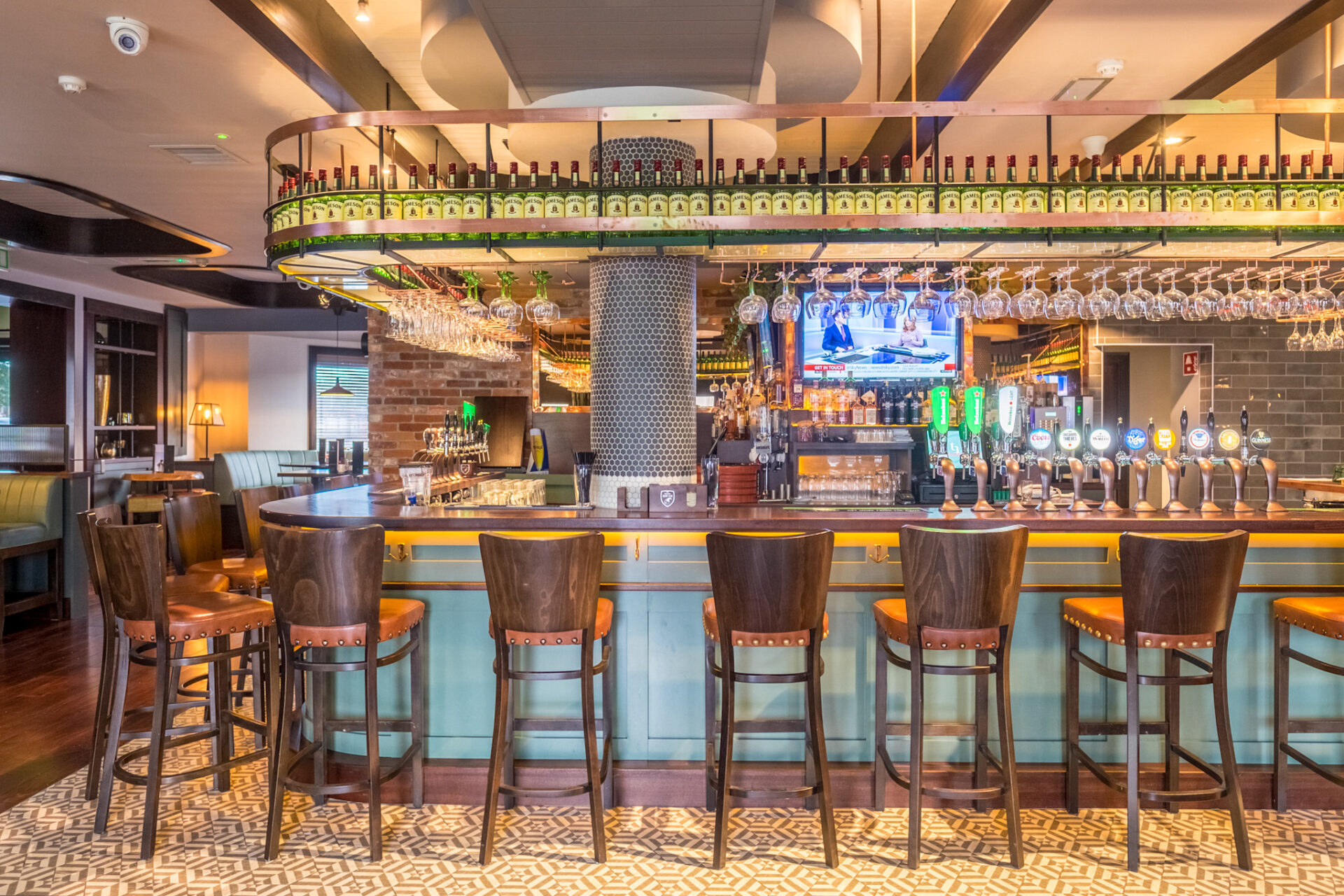 The Top House Pub & Kitchen