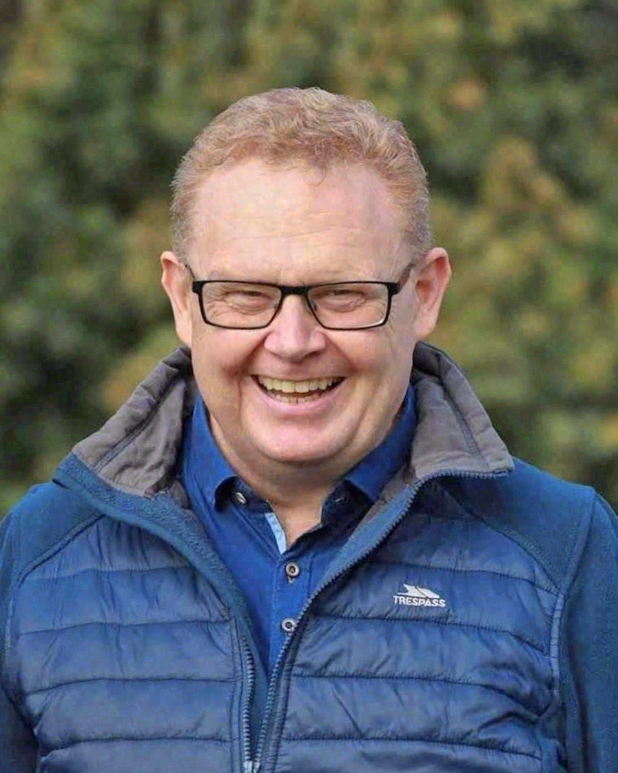 Award winning Limerick author and convicted conman to be laid to rest